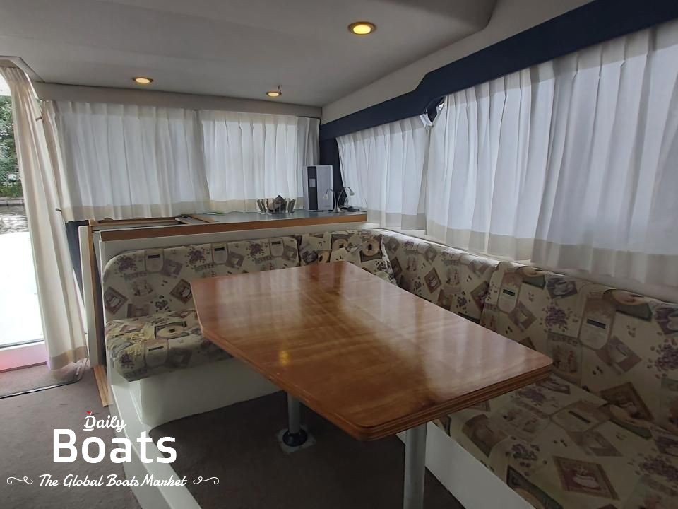 1992 Bayliner 3688 Motoryacht for sale. View price, photos and Buy 1992 ...