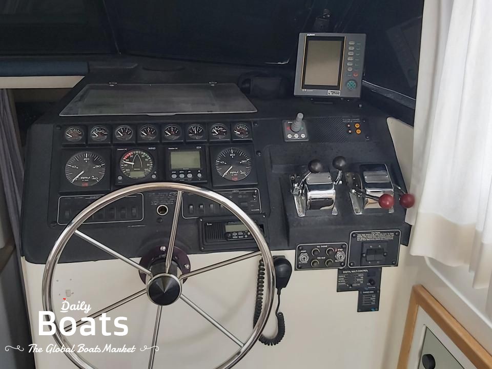 1992 Bayliner 3688 Motoryacht for sale. View price, photos and Buy 1992 ...