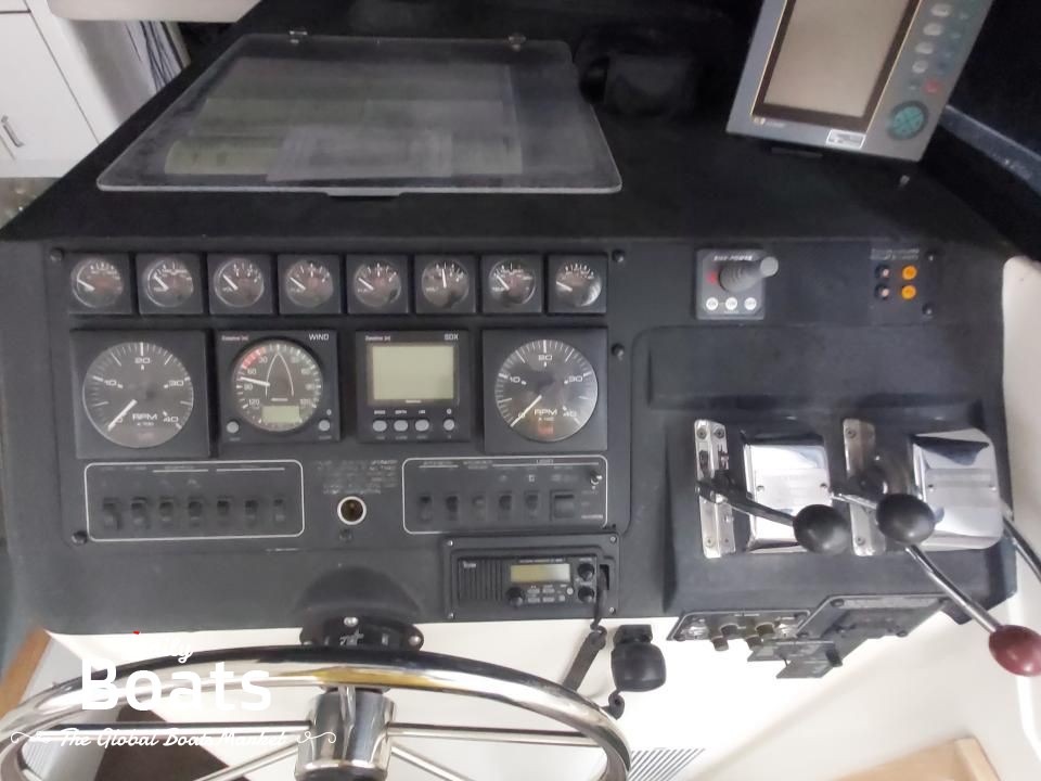 1992 Bayliner 3688 Motoryacht for sale. View price, photos and Buy 1992 ...