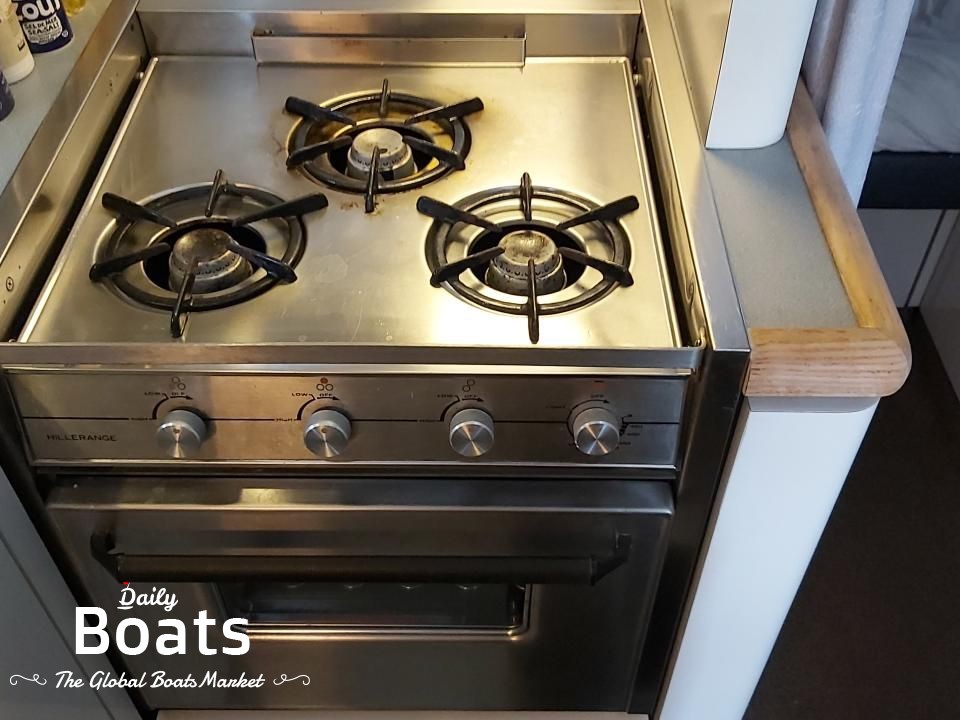 1992 Bayliner 3688 Motoryacht for sale. View price, photos and Buy 1992 ...