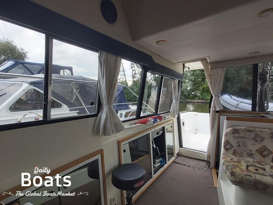 1992 Bayliner 3688 Motoryacht for sale. View price, photos and Buy 1992 ...