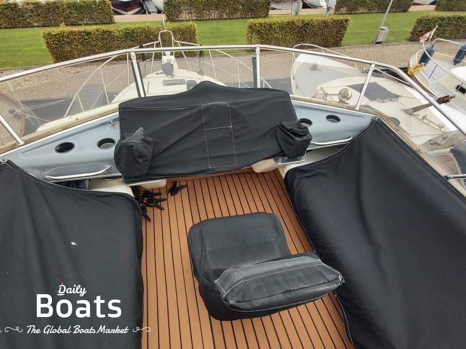 1992 Bayliner 3688 Motoryacht for sale. View price, photos and Buy 1992 ...