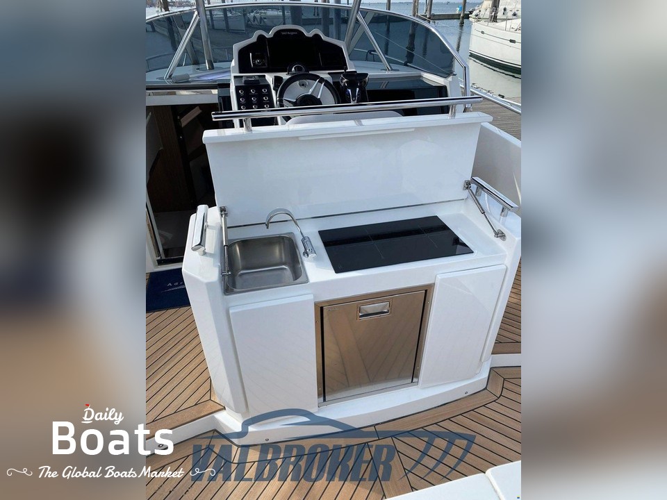 2023 FIM Regina 340 Entrofuoribordo Benzina for sale. View price ...