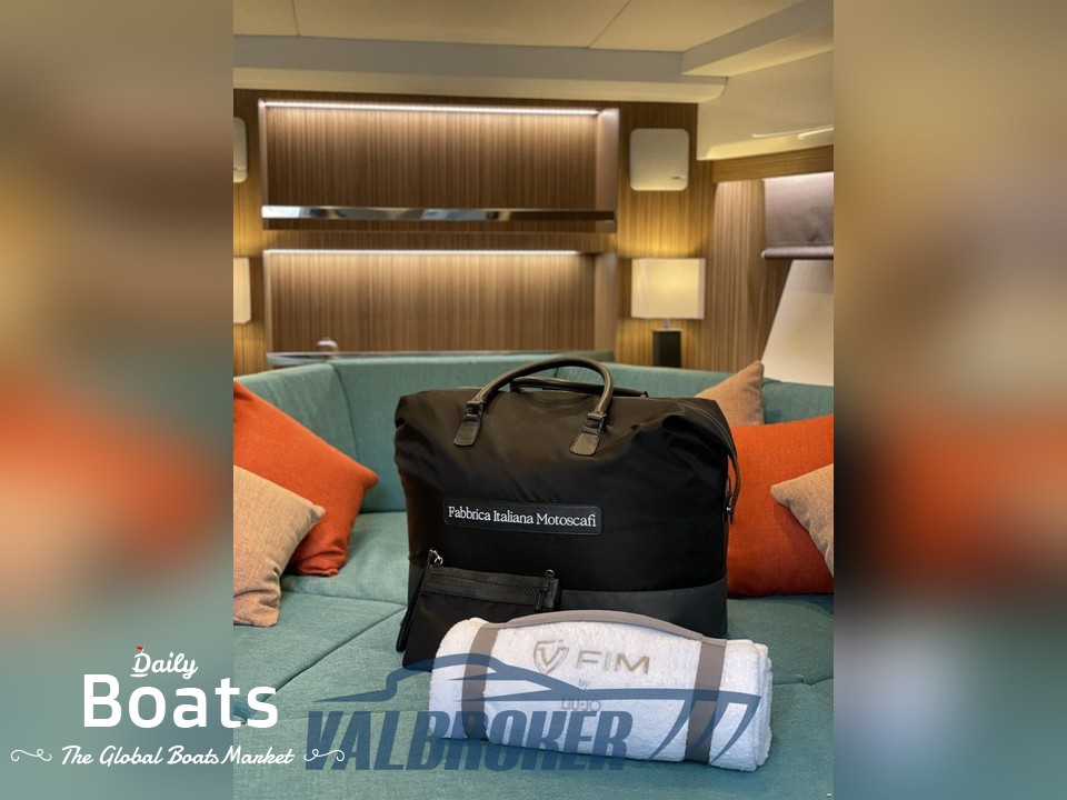 2023 FIM Regina 340 Entrofuoribordo Benzina for sale. View price ...