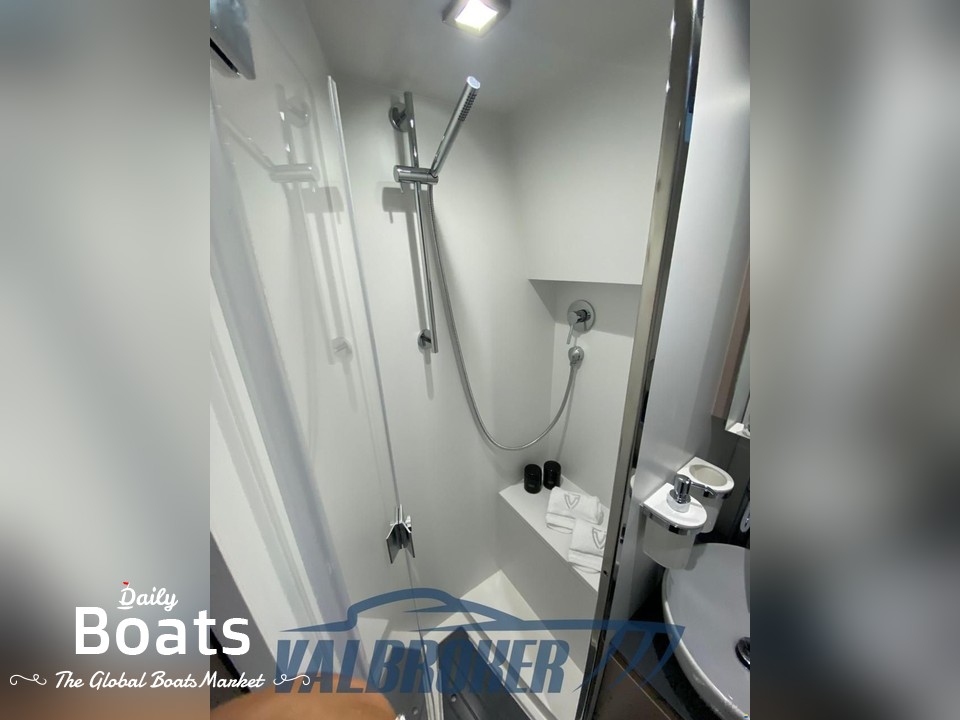 2023 FIM Regina 340 Entrofuoribordo Benzina for sale. View price ...