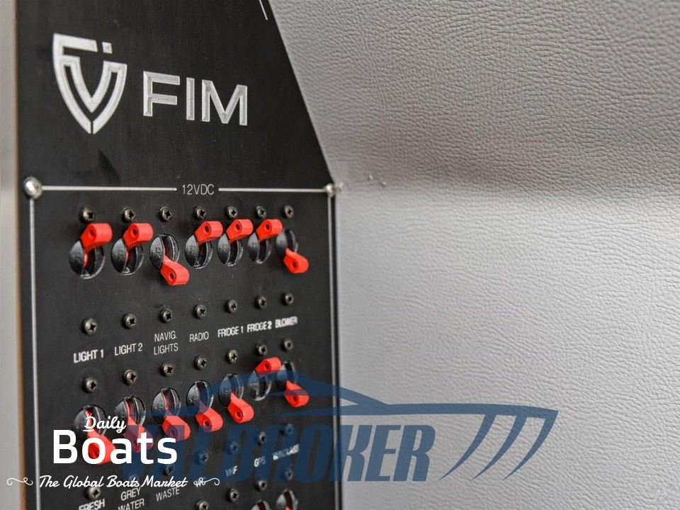 2023 FIM Regina 340 Entrofuoribordo Benzina for sale. View price ...