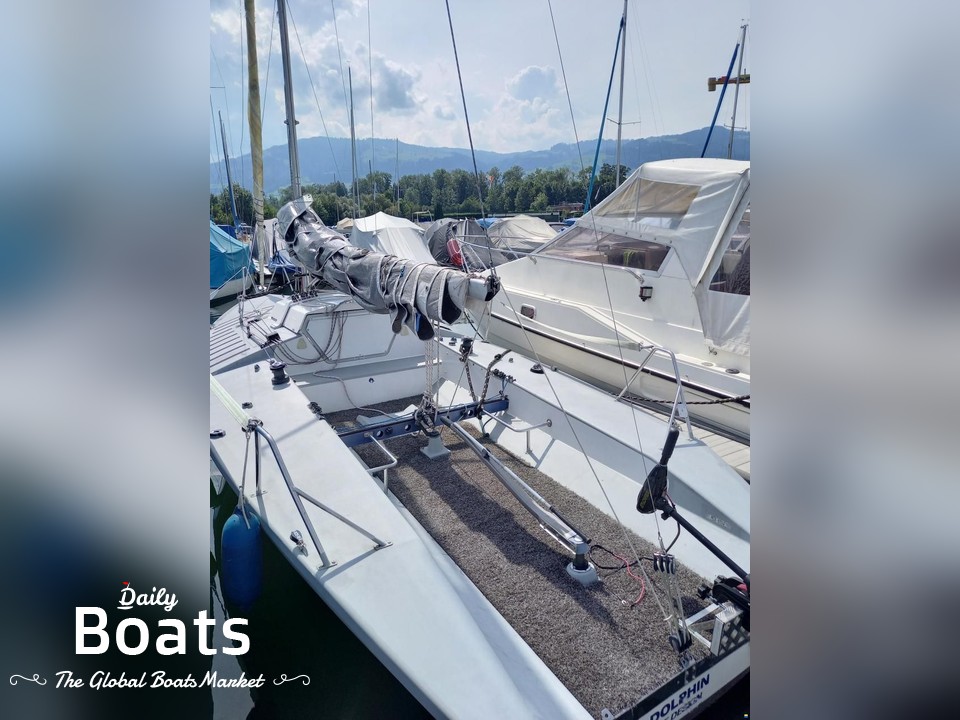 2003 Maxi Dolphin 81 for sale. View price, photos and Buy 2003 Maxi ...