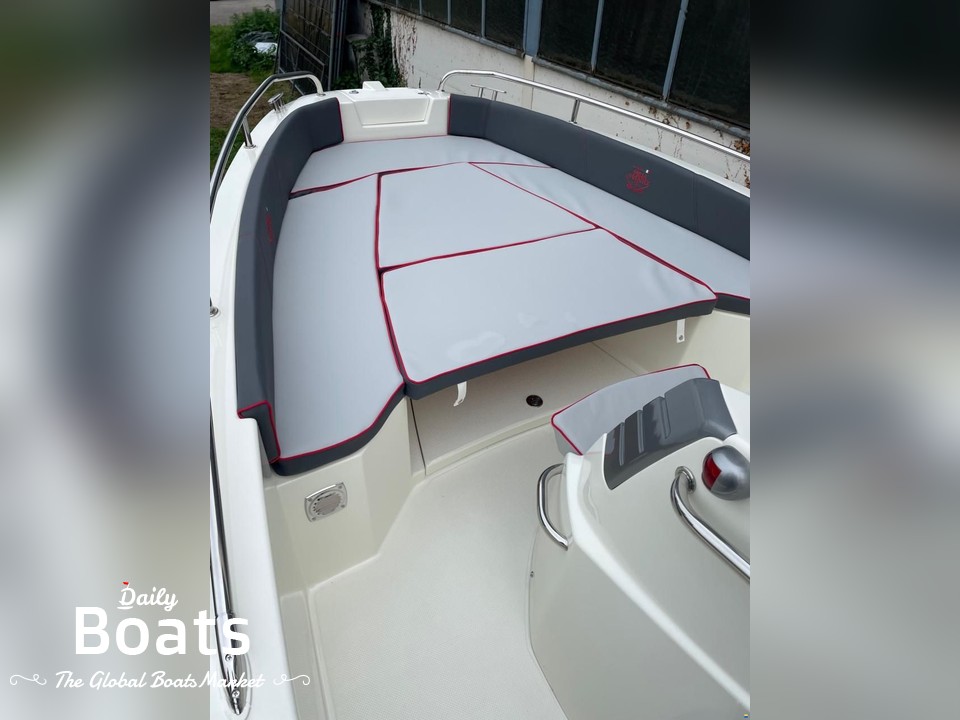 Prua al Vento Jaguar 5.7 Se. Ah Quicksilver. Ranieri for sale. View ...