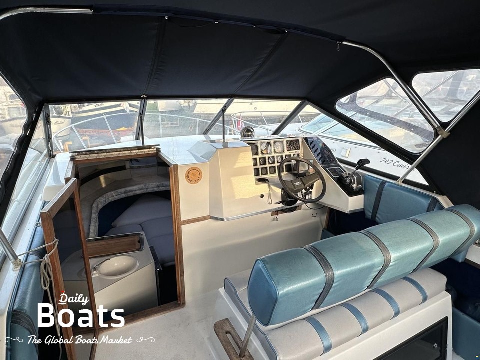 1990 Freedom 220 Sl for sale. View price, photos and Buy 1990 Freedom ...