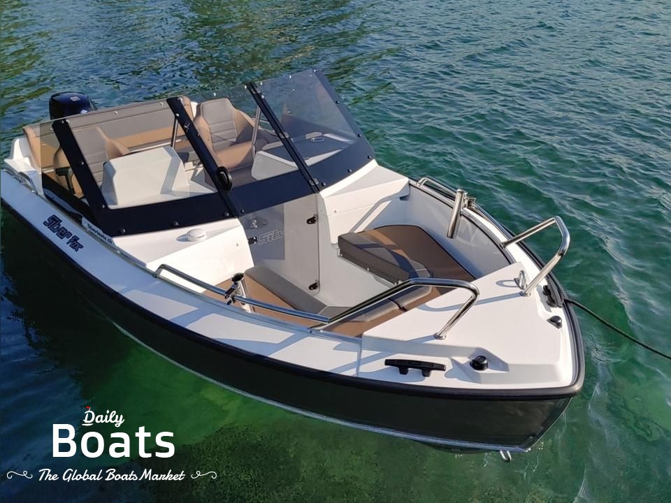 2022 Silver Fox Br 495 (Alu/Gfk) for sale. View price, photos and Buy ...