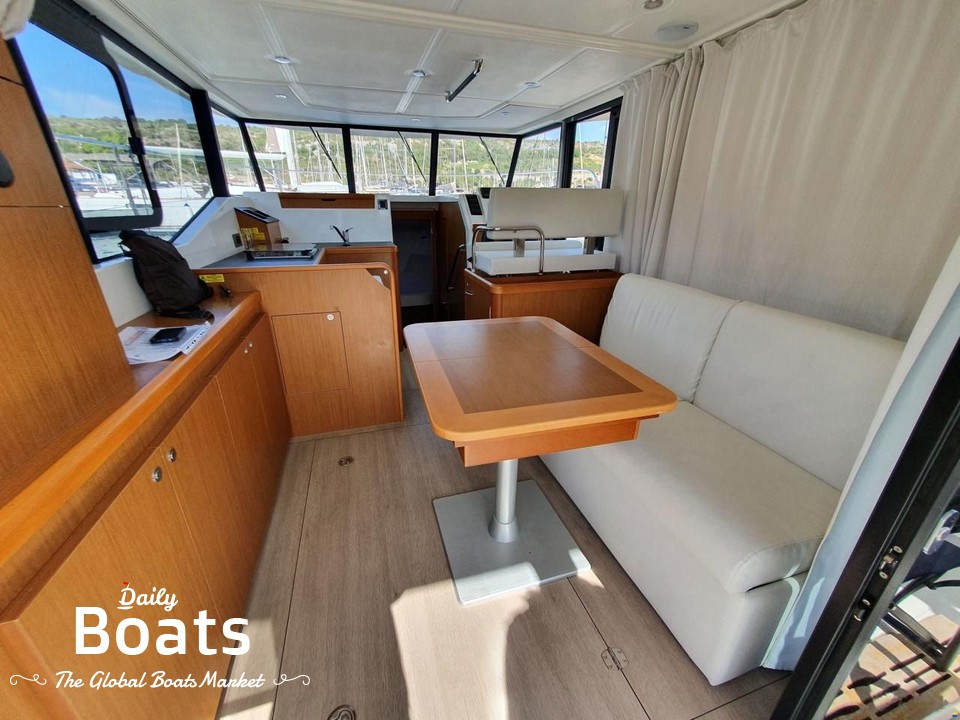 2020 Bénéteau Swift Trawler 35 for sale. View price, photos and Buy 2020 Bénéteau Swift Trawler ...