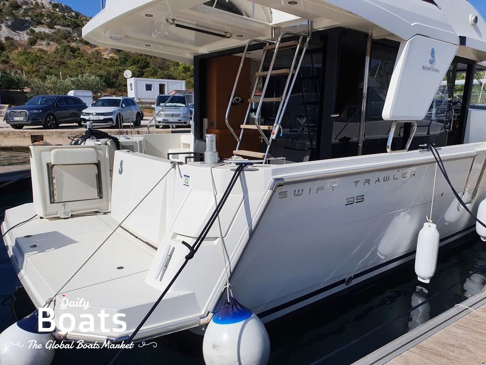 2020 Bénéteau Swift Trawler 35 for sale. View price, photos and Buy 2020 Bénéteau Swift Trawler ...