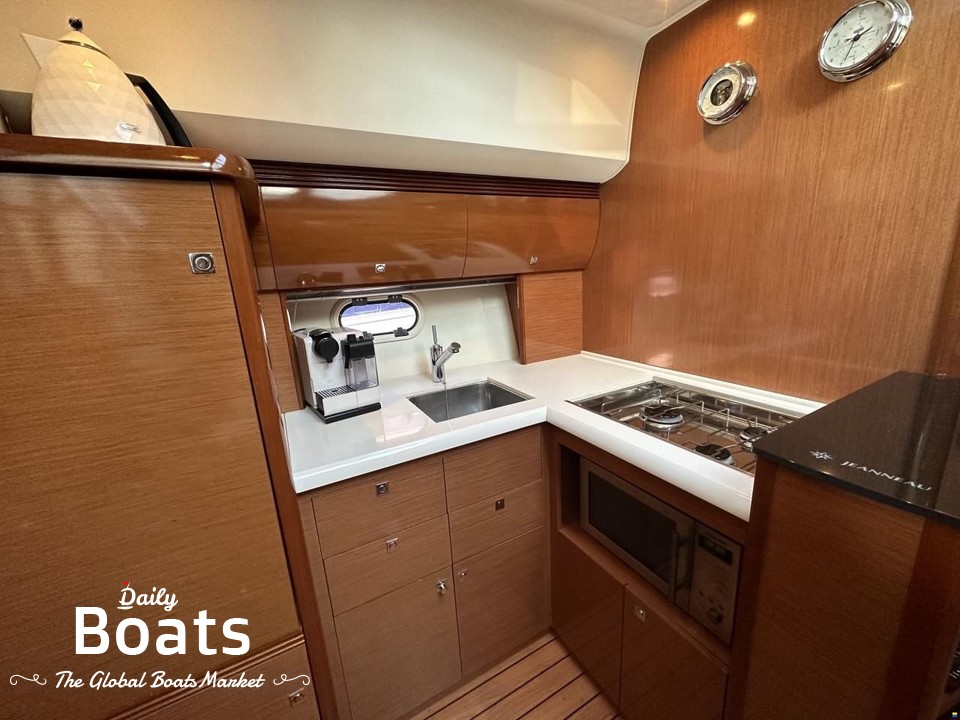 2008 Jeanneau Prestige 42S for sale. View price, photos and Buy 2008 ...