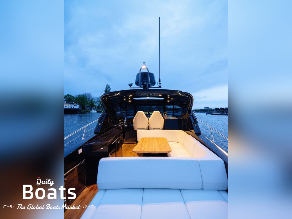 Focus Motor Yacht Power 36 Gtx for sale. View price, photos and Buy ...
