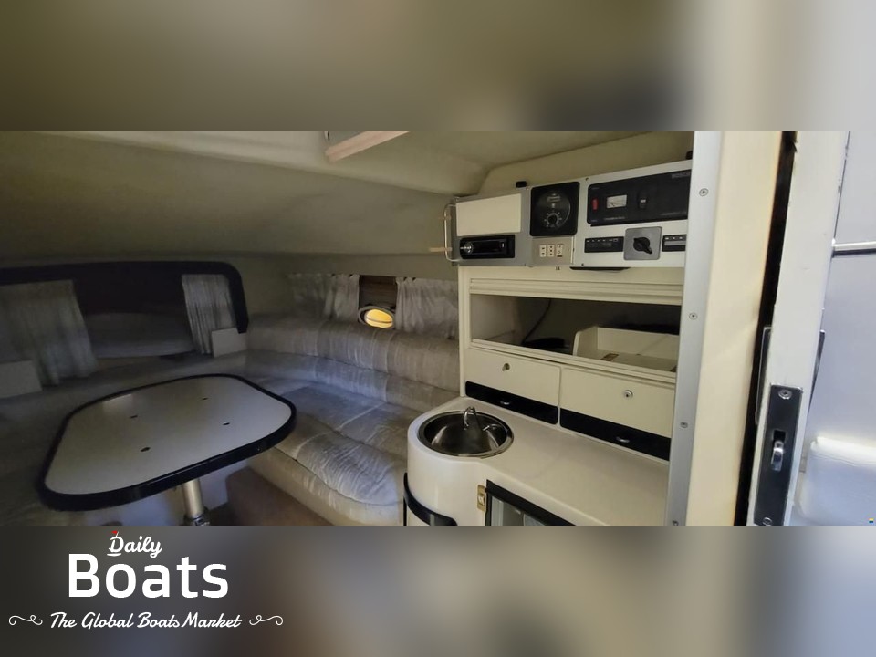 1990 Cranchi Endurance 31 for sale. View price, photos and Buy 1990 ...