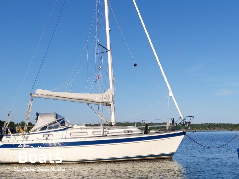 2005 Hallberg-Rassy 31 for sale. View price, photos and Buy 2005 ...