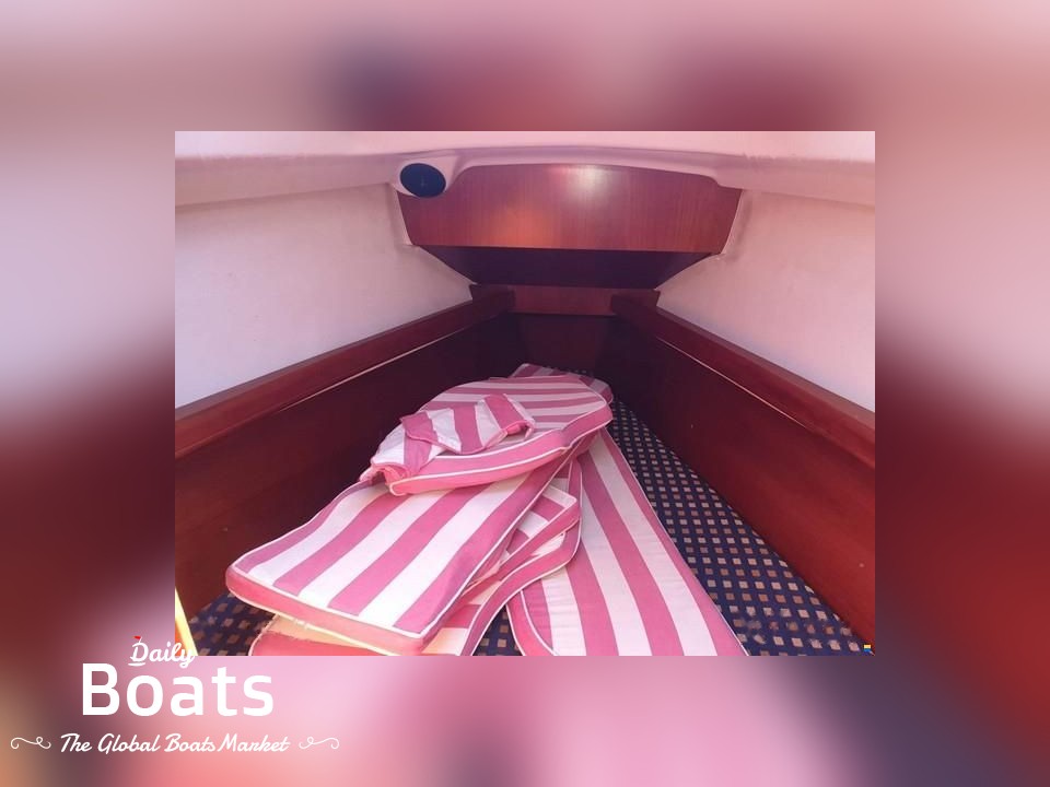 2001 Bénéteau Oceanis 311 for sale. View price, photos and Buy 2001 ...