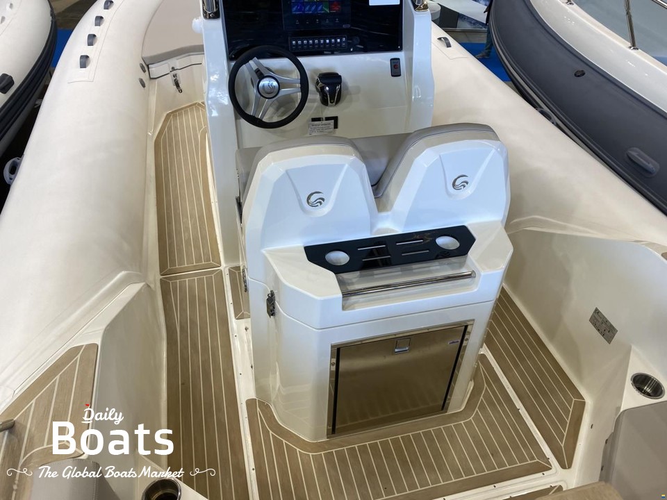 2023 Capelli Te 900 Open + Twin Yamaha F250 for sale. View price ...