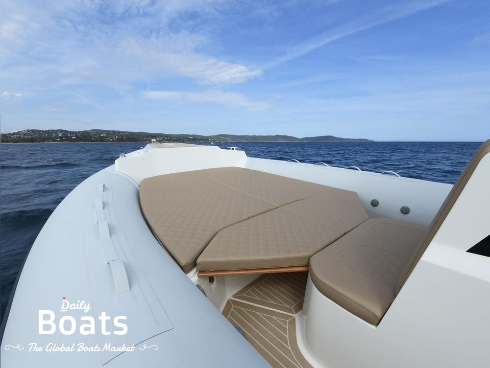 2023 Capelli Te 900 Open + Twin Yamaha F250 for sale. View price ...