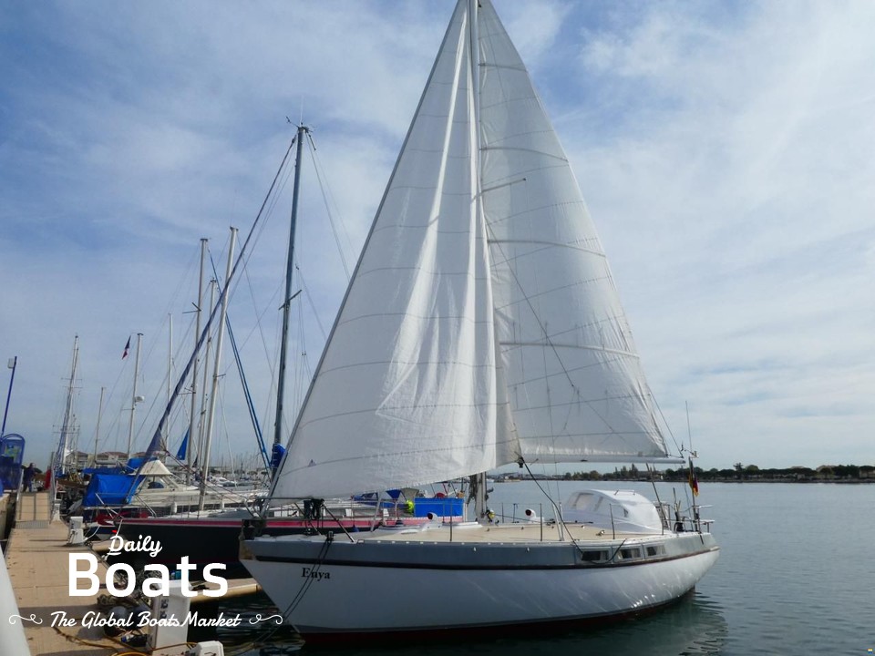 1979 Röhl Greyhound 33 for sale. View price, photos and Buy 1979 Röhl ...