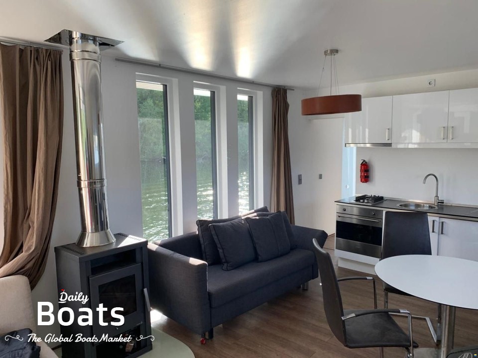 2011 ReV-House Hb01/12/5/ Revhouse Hausboot for sale. View price ...