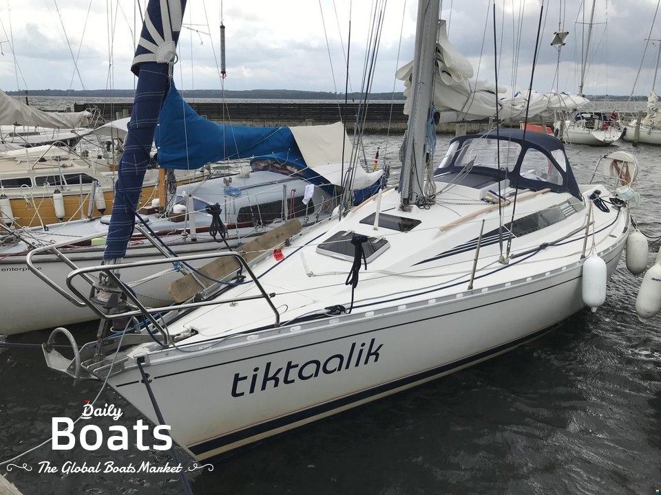 1985 Bénéteau First 305 for sale. View price, photos and Buy 1985 Bénéteau First 305 #412482