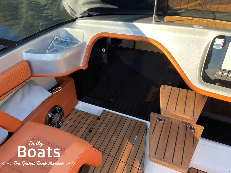 2022 Cranchi E 26 Classic for sale. View price, photos and Buy 2022 ...
