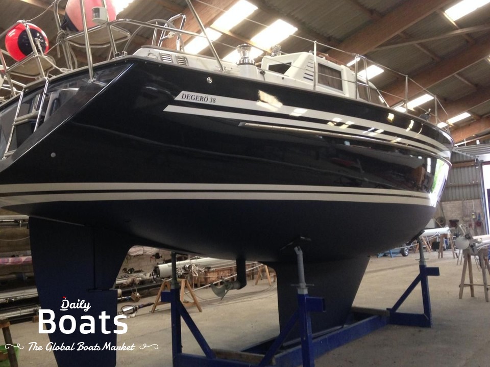 2001 Degeroe 38 Ds for sale. View price, photos and Buy 2001 Degeroe 38 ...