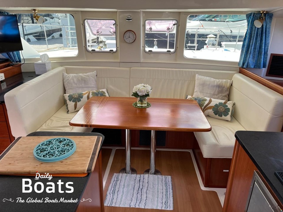 2012 Leopard 39 Powercat for sale. View price, photos and Buy 2012 ...