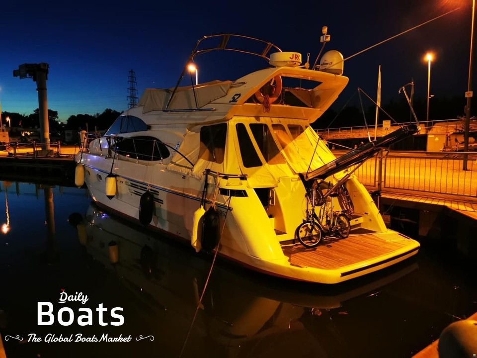 2000 Azimut 52 Fly for sale. View price, photos and Buy 2000 Azimut 52 ...