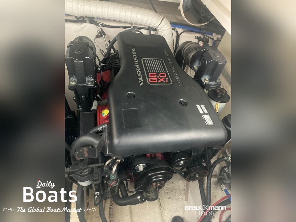 2010 Rinker 310 Express Cruiser for sale. View price, photos and Buy ...