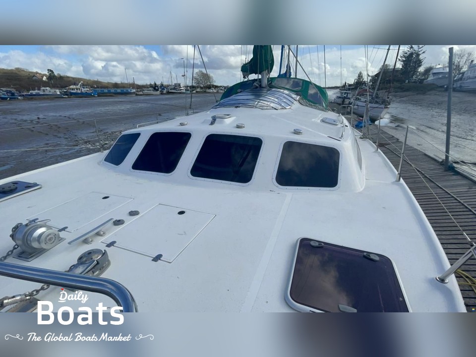 2011 Prout Top Cat (Uk) Esprit 3600 for sale. View price, photos and ...