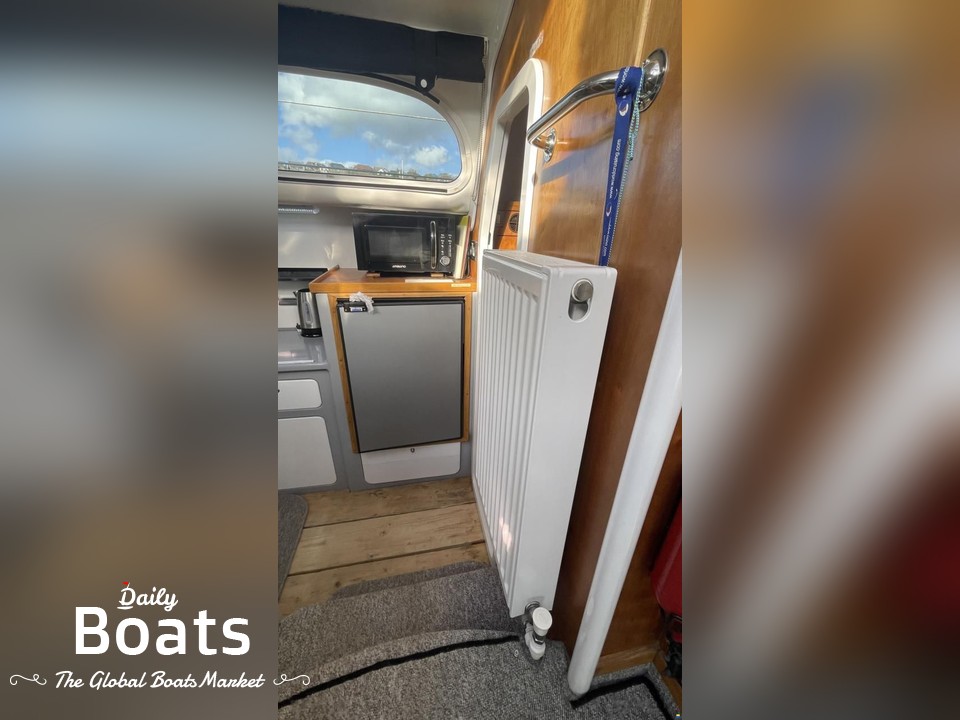 2011 Prout Top Cat (Uk) Esprit 3600 for sale. View price, photos and ...