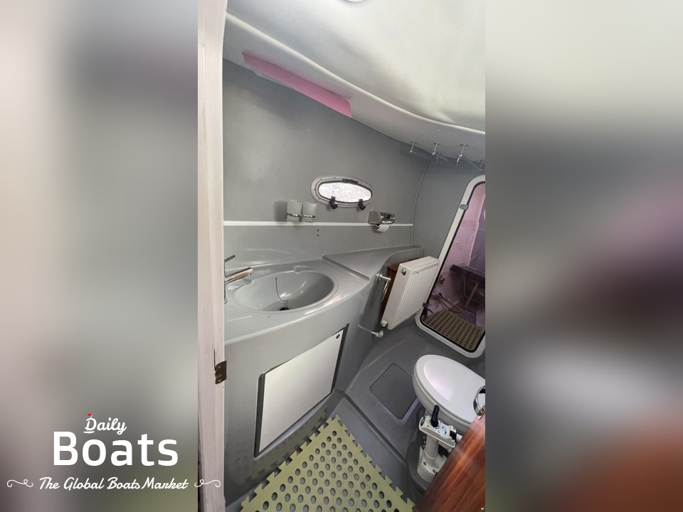 2011 Prout Top Cat (Uk) Esprit 3600 for sale. View price, photos and ...