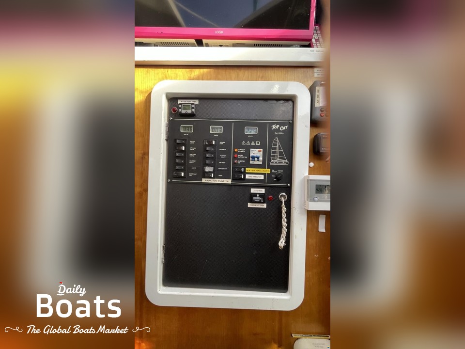 2011 Prout Top Cat (Uk) Esprit 3600 for sale. View price, photos and ...