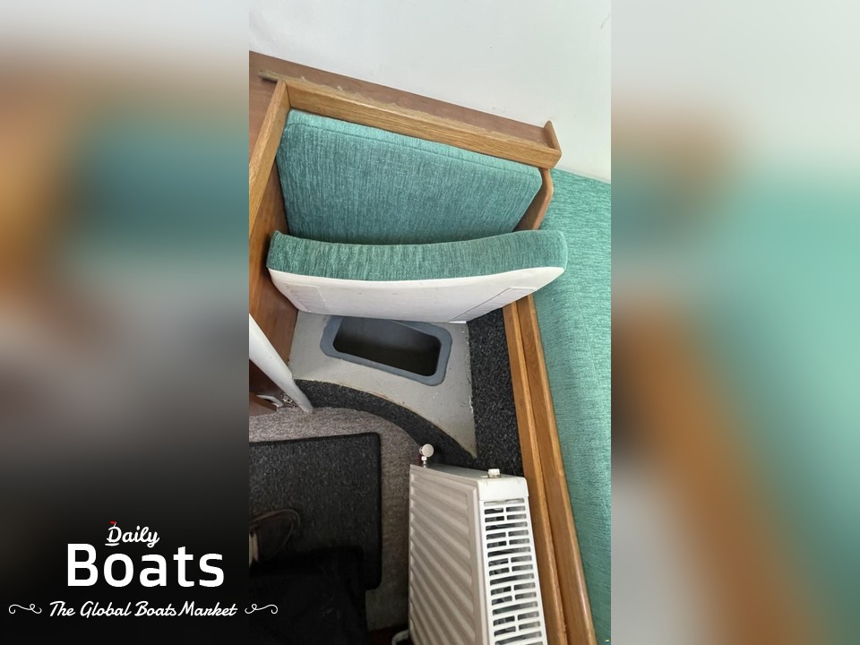 2011 Prout Top Cat (Uk) Esprit 3600 for sale. View price, photos and ...