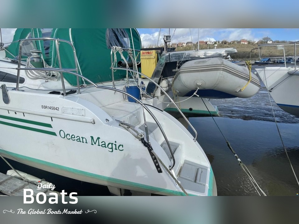 2011 Prout Top Cat (Uk) Esprit 3600 for sale. View price, photos and ...