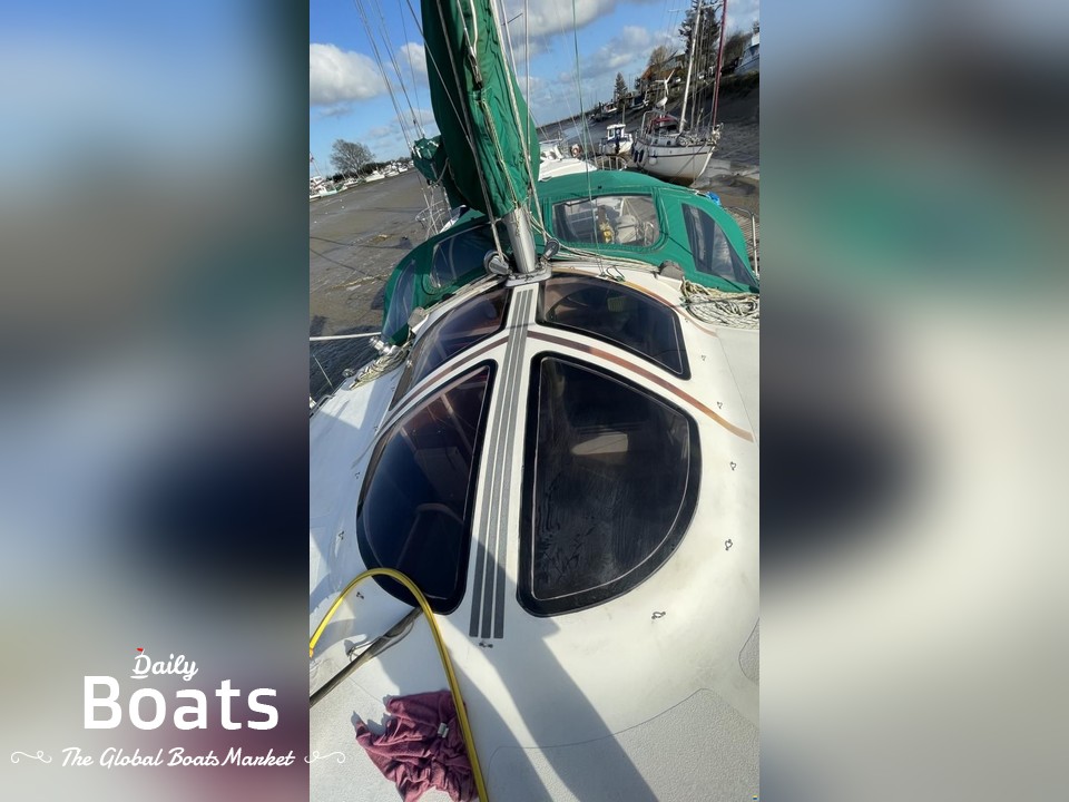 2011 Prout Top Cat (Uk) Esprit 3600 for sale. View price, photos and ...