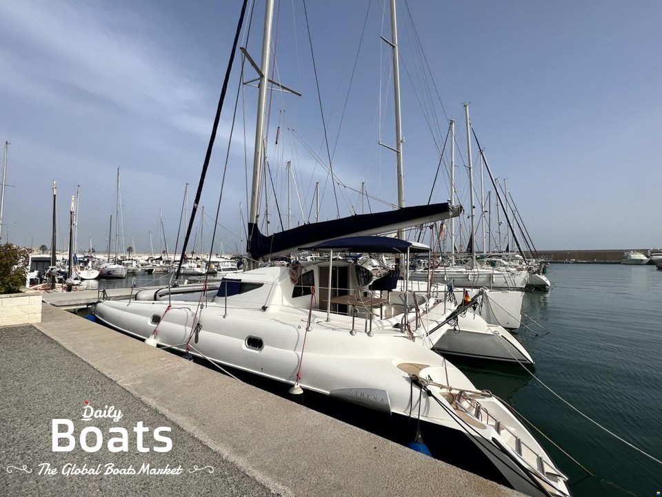 2004 Fountaine Pajot Athena 38 for sale. View price, photos and Buy ...