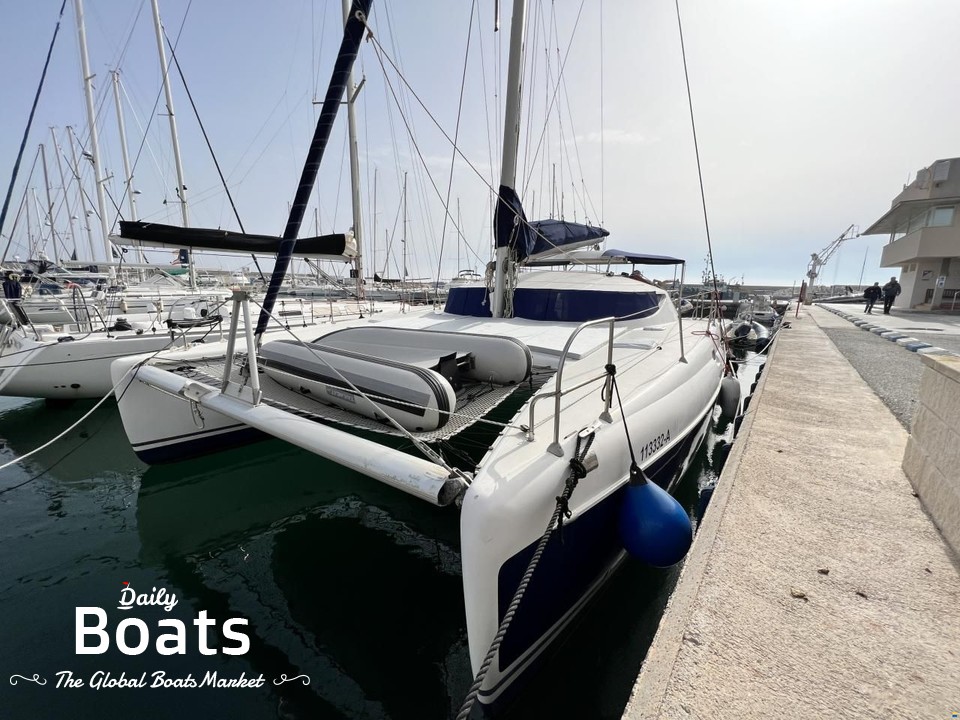 2004 Fountaine Pajot Athena 38 for sale. View price, photos and Buy ...