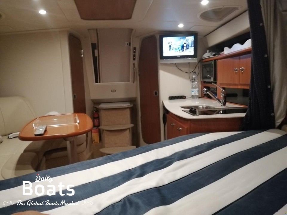 2009 Bayliner 320 for sale. View price, photos and Buy 2009 Bayliner ...