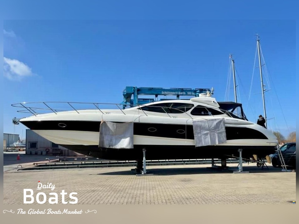 2008 Azimut Atlantis 55 Ht for sale. View price, photos and Buy 2008 ...