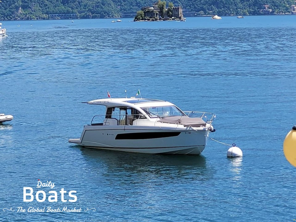 2022 Sealine C335 Mod. 2022 for sale. View price, photos and Buy 2022 ...