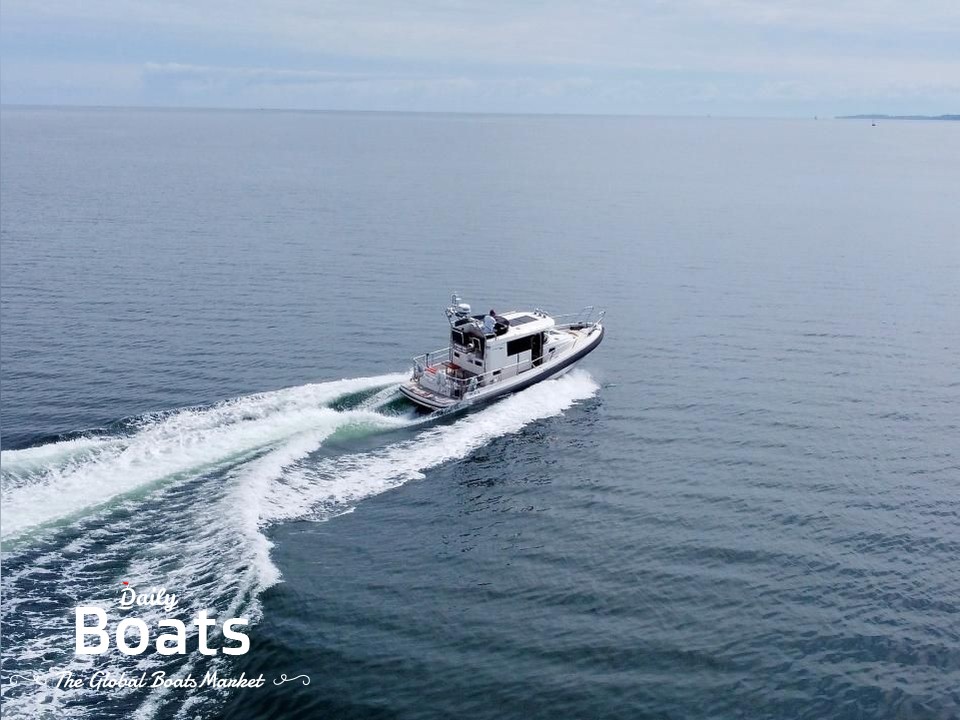 2010 Paragon Yachts 31 Fly for sale. View price, photos and Buy 2010 ...
