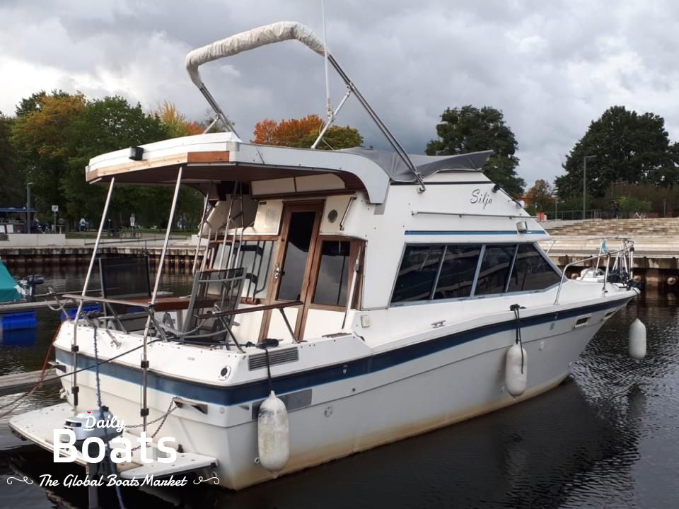 1990 Bayliner 2858 Command Bridg Fly for sale. View price, photos and ...