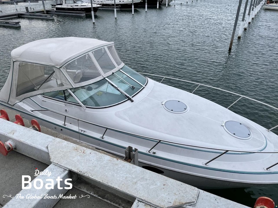 1992 Chris Craft 282 Crowne à vendre. Voir le prix, les photos et ...