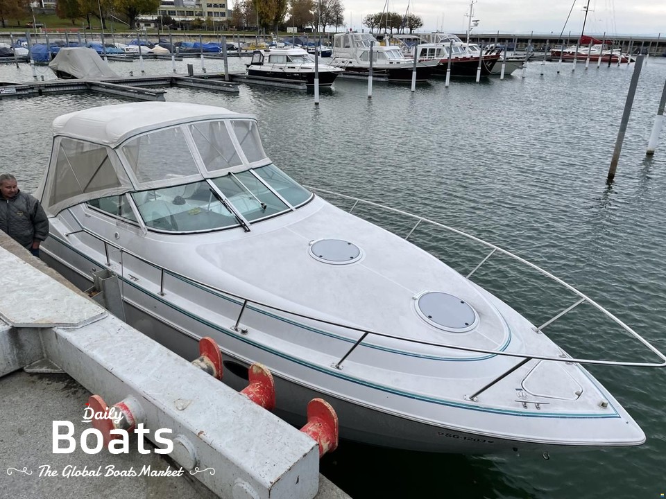 1992 Chris Craft 282 Crowne for sale. View price, photos and Buy 1992 ...