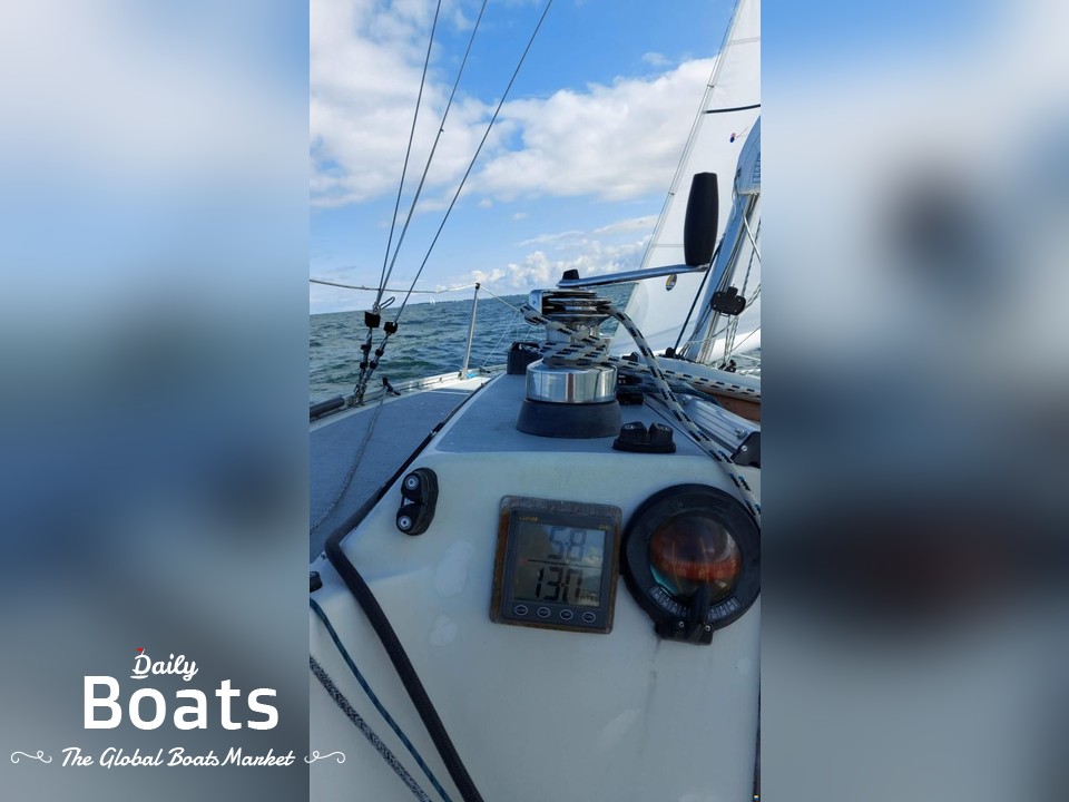 1982 Albin Express for sale. View price, photos and Buy 1982 Albin ...