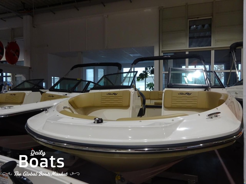 2022 Sea Ray 210 Spxe for sale. View price, photos and Buy 2022 Sea Ray ...