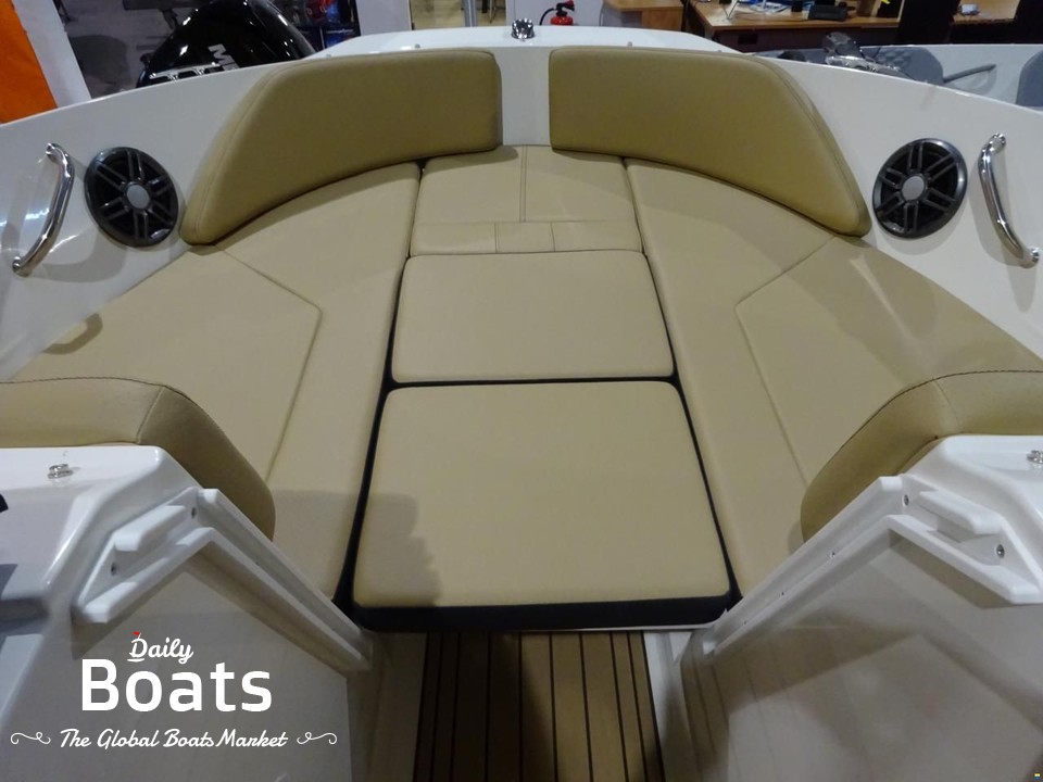 2022 Sea Ray 210 Spxe for sale. View price, photos and Buy 2022 Sea Ray ...